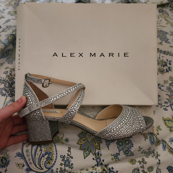 Alex Marie | Shoes | Nwt Dillards Bling Formla Shoes Wedding Or Prom ...